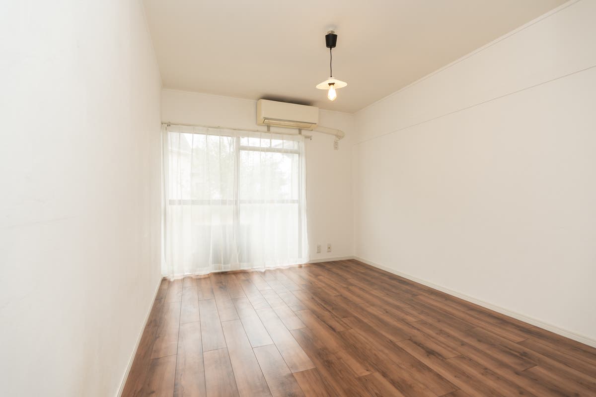 作り込み・長期間利用OK！アメリカ部屋風ハウススタジオ！自然光・壁白塗り・グリーン○！※現在家具なしの状態ですの写真4