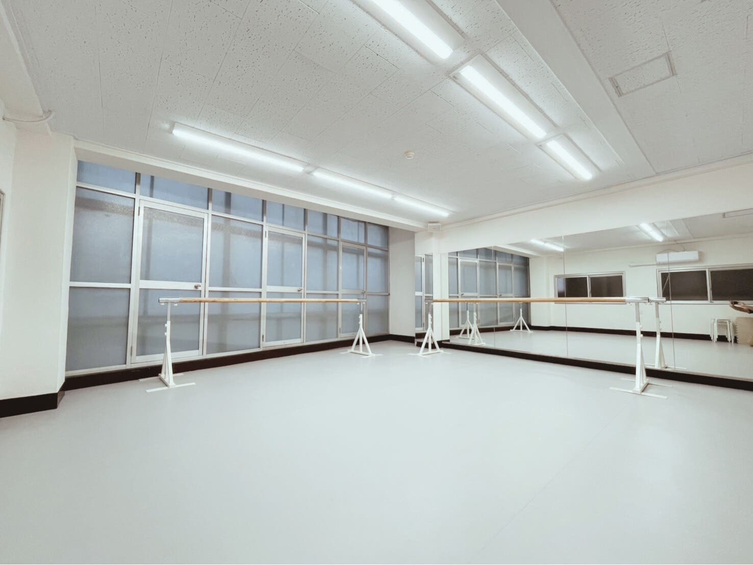 【一橋学園駅駅🚶‍♀️１分】毎日清掃✨ × ダンス × 楽器演奏OK　シンプルで使い易いダンススタジオ💃の写真4