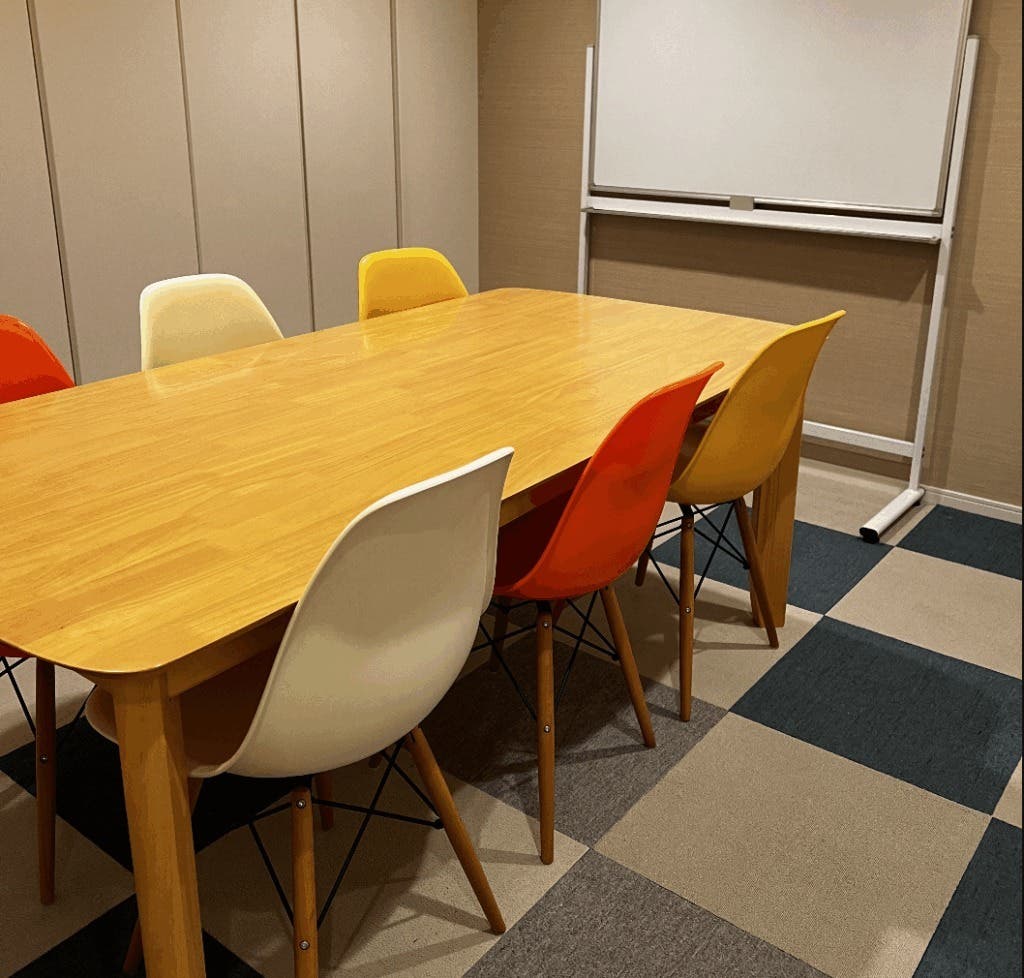 JR高田馬場駅から徒歩5分。Wi-Fi、電源、キッチン、浴室を完備した多目的レンタルスペースの写真3