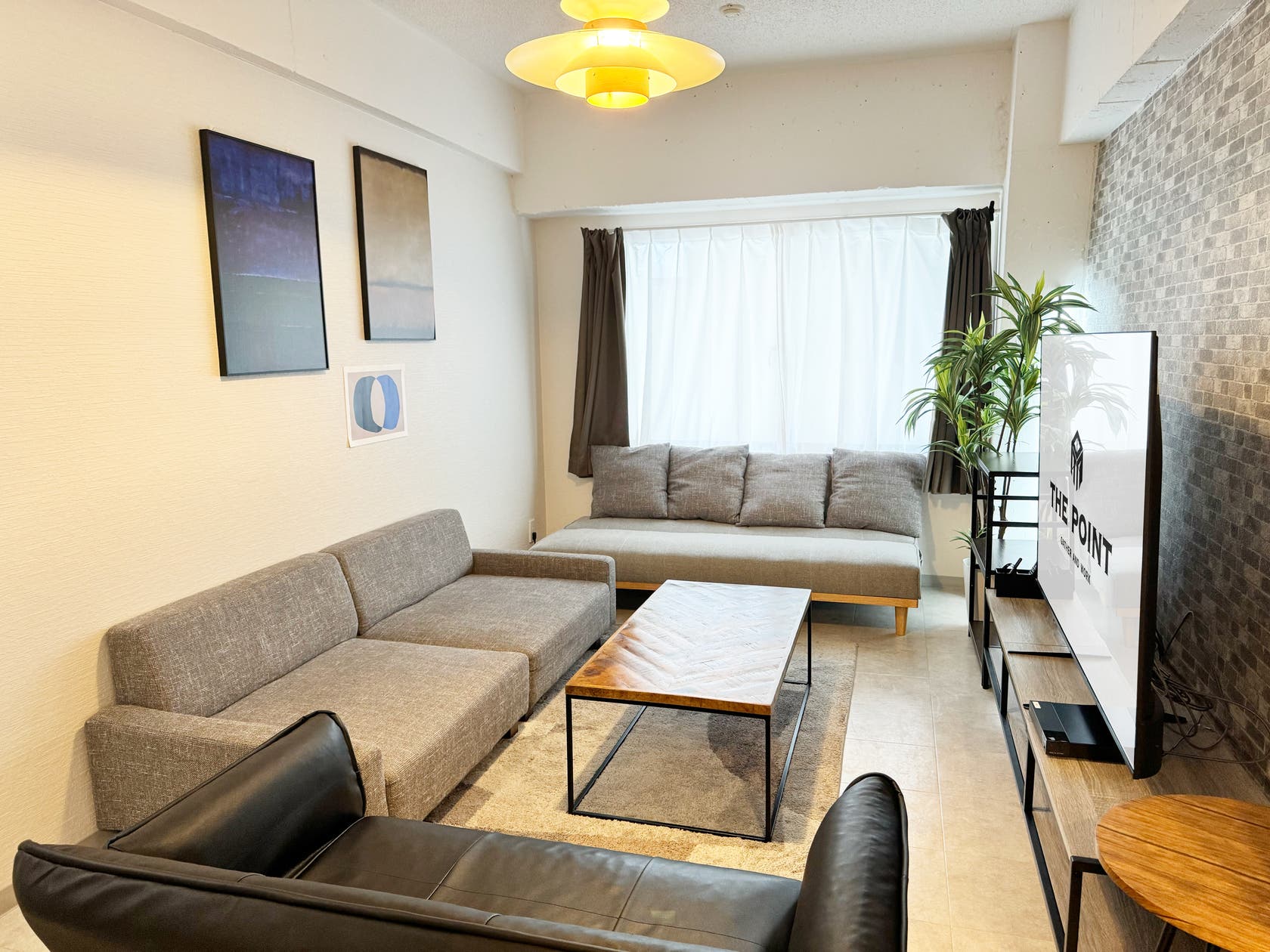 〈新大阪駅東口徒歩10秒｜最大9名｜24h利用可〉商談｜打ち合わせ｜女子会｜新幹線の待ち時間｜夜間早朝の休憩利用可｜当日予約歓迎の写真3