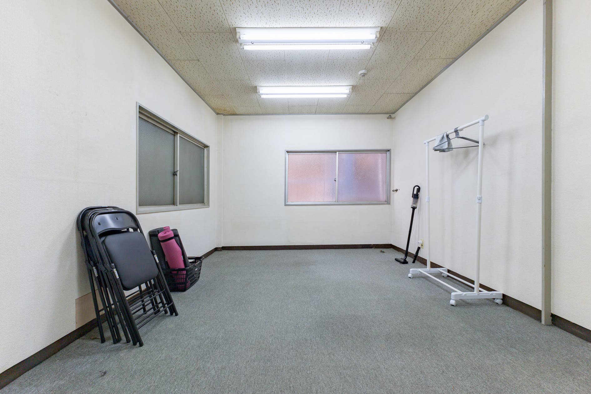 【リニューアルオープン！】53㎡で20人踊れる大規模スタジオ💃ヨガマット完備✨更衣室も14㎡と複数人が同時利用可能の写真7