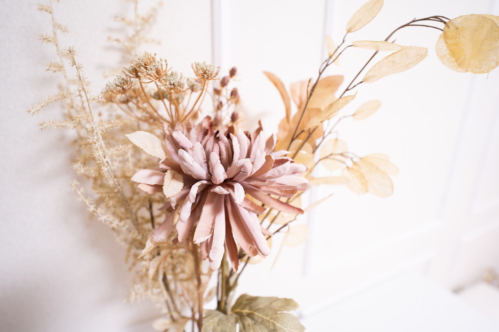 千種駅徒歩2分の立地に35㎡のゆったりレンタルサロンがオープン。設備充実、用途多彩です。の写真2