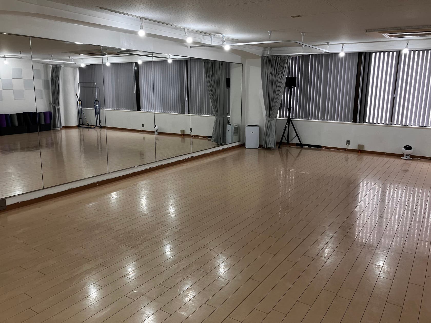 天神橋筋六丁目駅前のダンススタジオの写真16