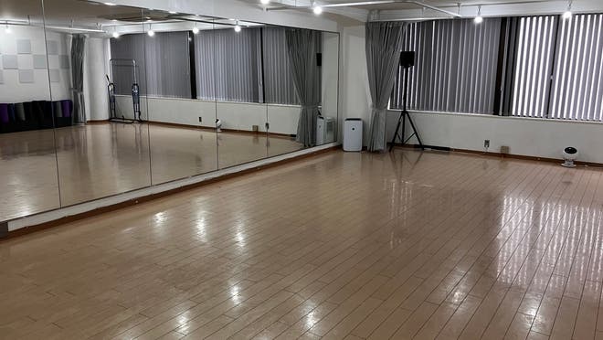 天神橋筋六丁目駅前のダンススタジオの写真15