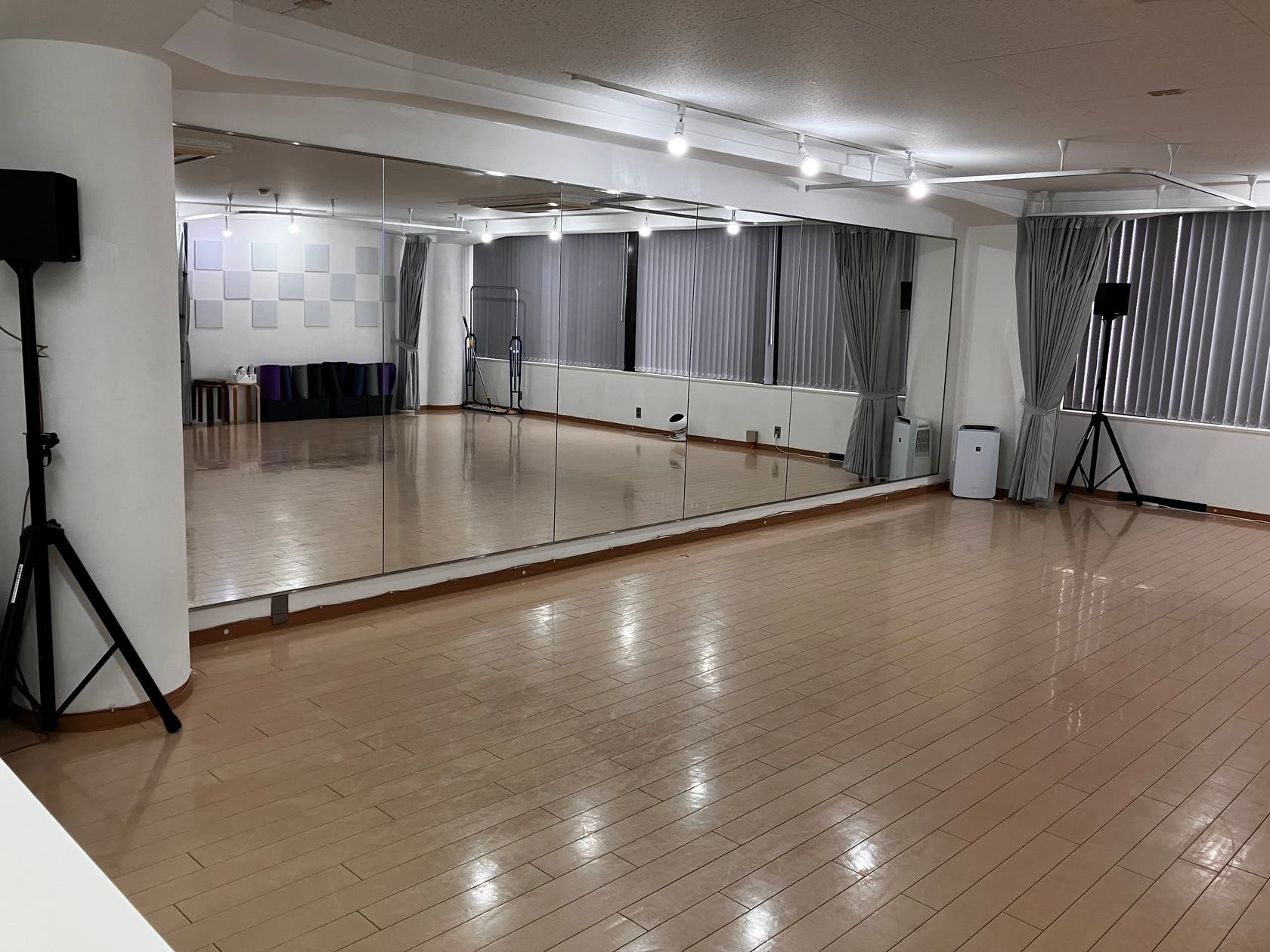 天神橋筋六丁目駅前のダンススタジオの写真17