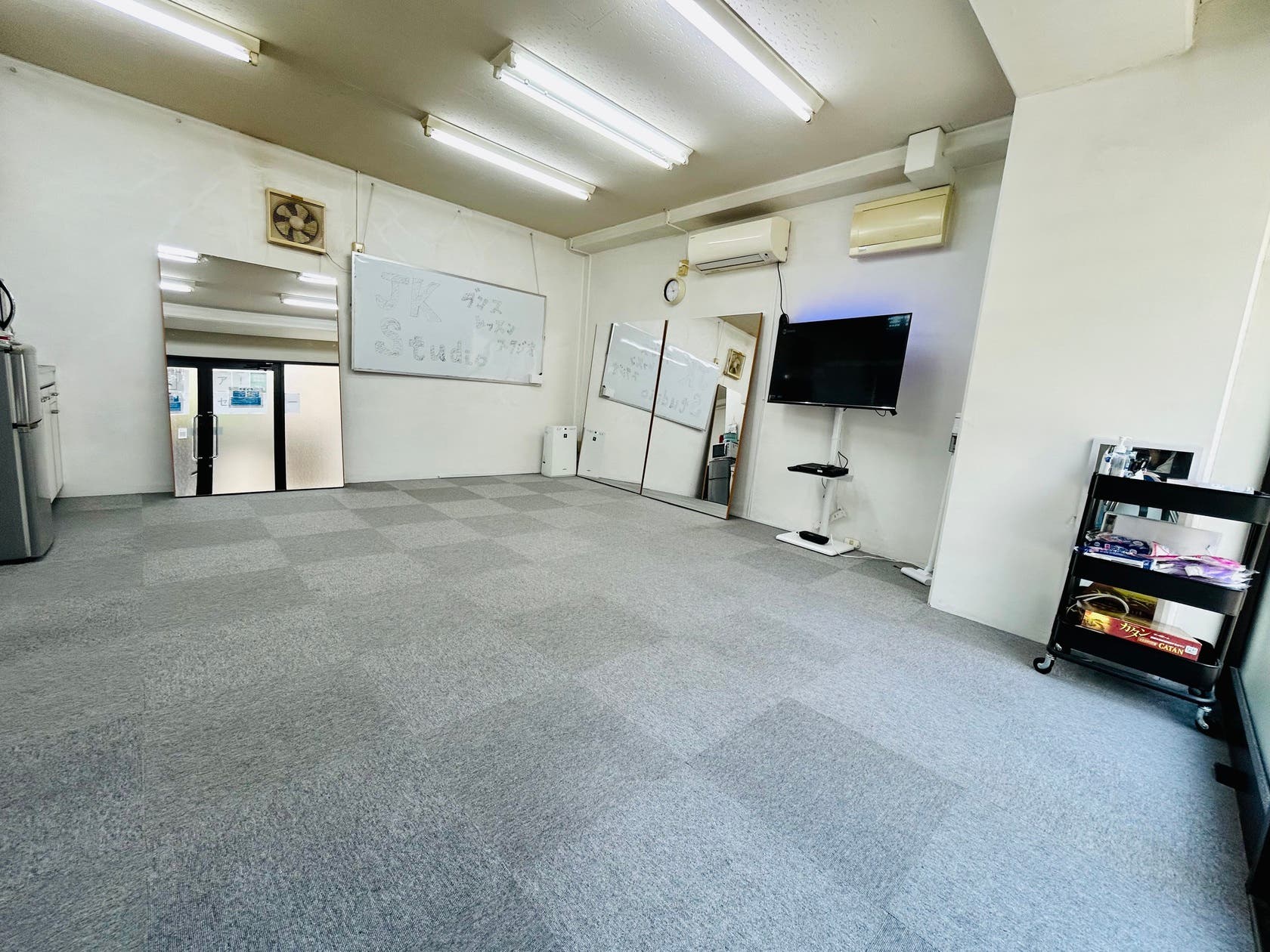 上十条5丁目バス停徒歩1秒🚌会議室👩🏻‍💻推し活🎉ダンスレッスン💃ポップアップストア🏪の写真12