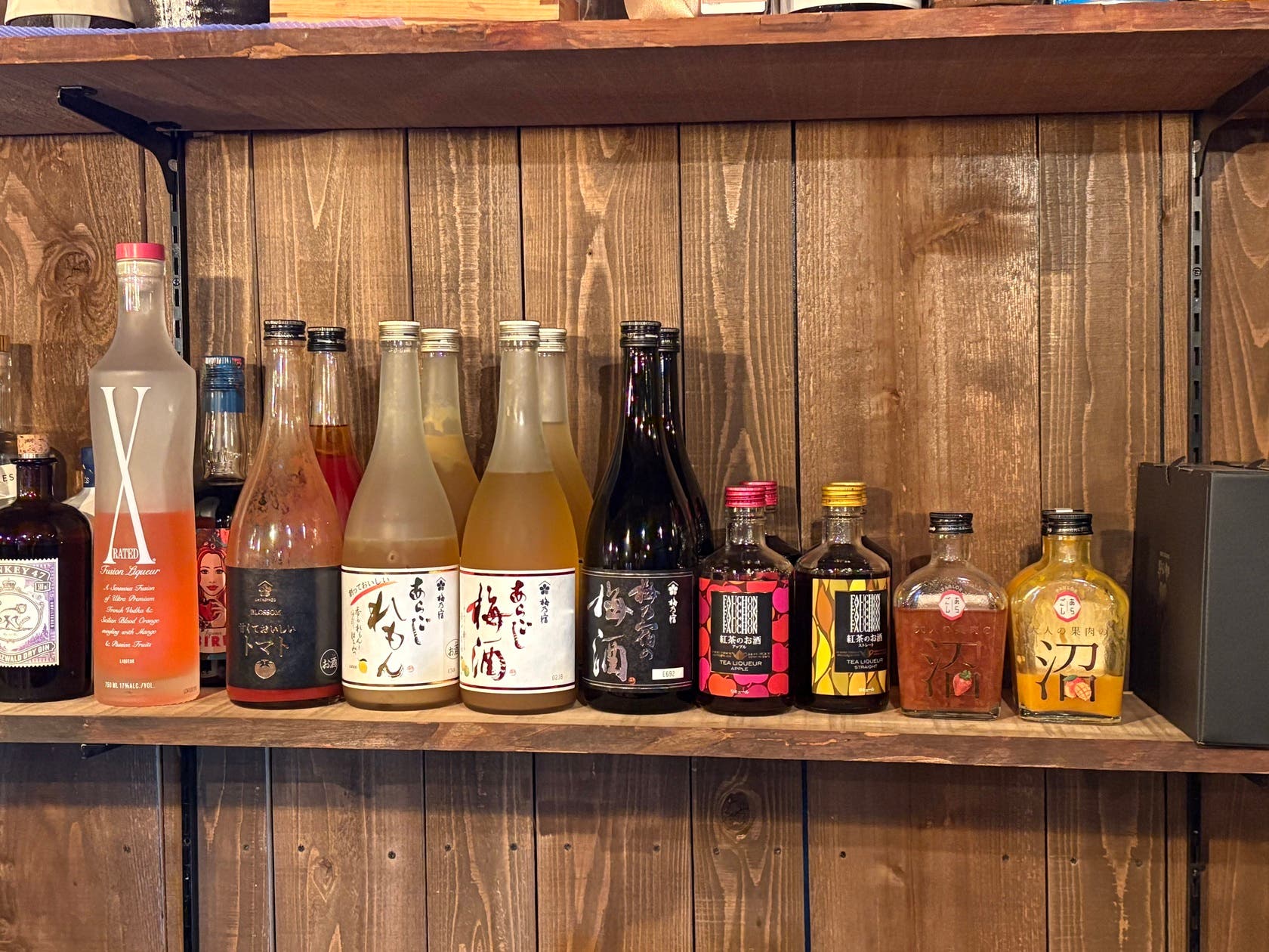 梅田駅近くの無料貸出Barの写真11