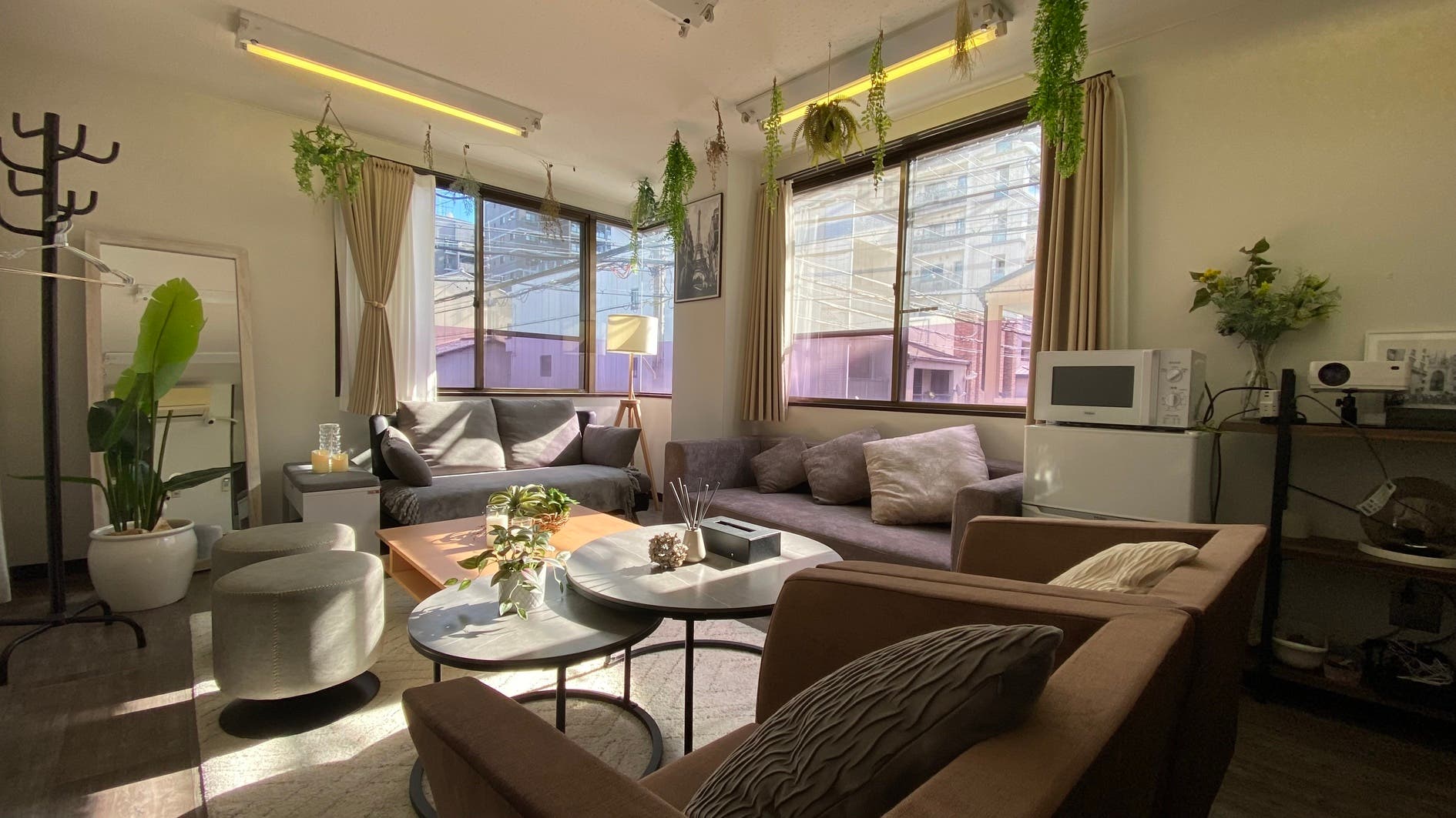 烏丸御池🚶‍♀️5分✨クリスマス・コスプレ・🎬・女子会・動画配信・壁一面スクリーン個室デート😘パーティ・ビジネスにも✨の写真2