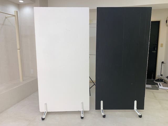 【高級ショップ空間】天井3ｍ｜自然光｜撮影機材無料｜ディスプレイ棚｜ハンガーラック｜フィッティング｜ダンスミラーの写真17