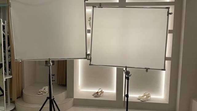 【高級ショップ空間】天井3m|自然光|撮影機材無料|ディスプレイ棚|ハンガーラック|フィッティング|ダンスミラーの写真16
