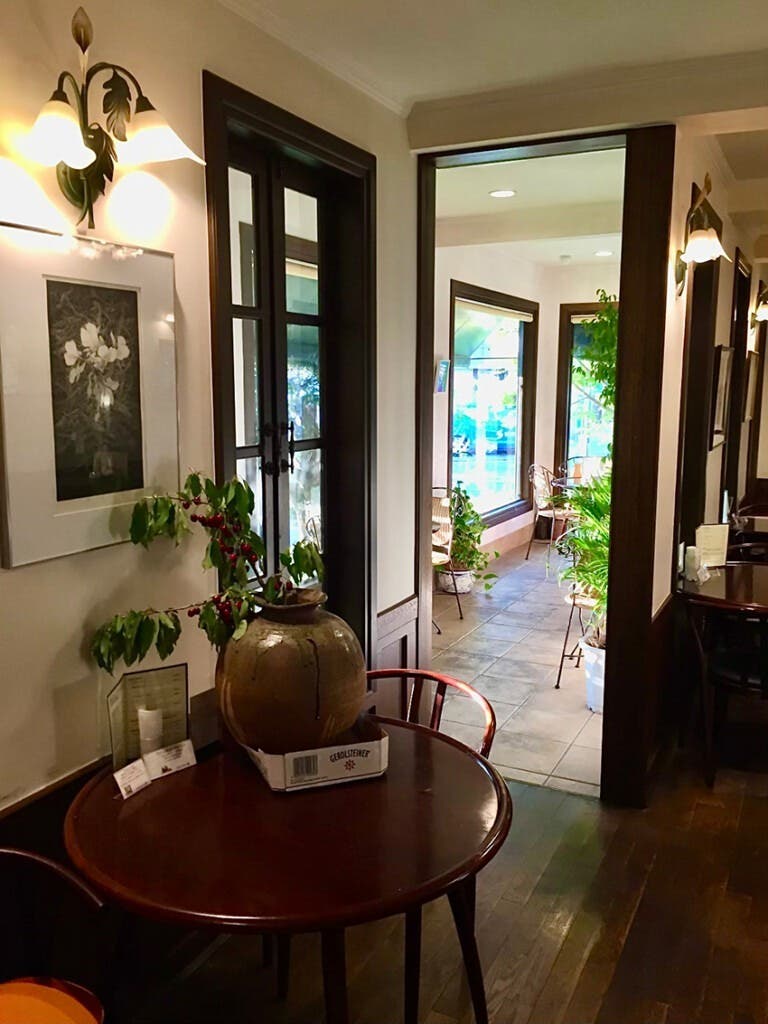 敷地150坪に建つ美しい佇まいの瀟洒な洋館の写真5