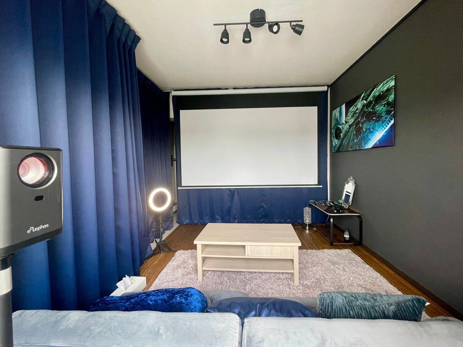 ぬくぬく🥰こたつ&クリスマス🎄ツリー装飾のお部屋でパーティー🎂✨🎞️まったりおうちデート😘✨コスプレ・推し活・動画配信の写真26