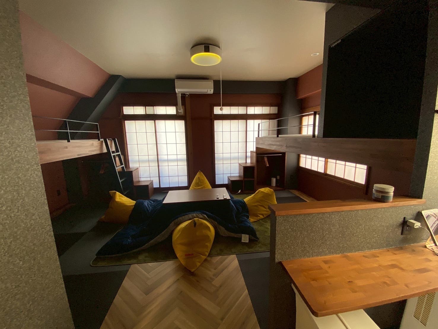 こたつで100incプロジェクターの秘密シネマルーム🎬映画デート・女子会の写真3