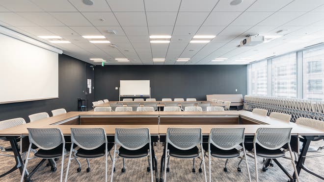 スペモ/新橋駅近徒歩4分/会議/セミナー/講演会/モニター完備/784_CROSSCOOP新橋の写真2