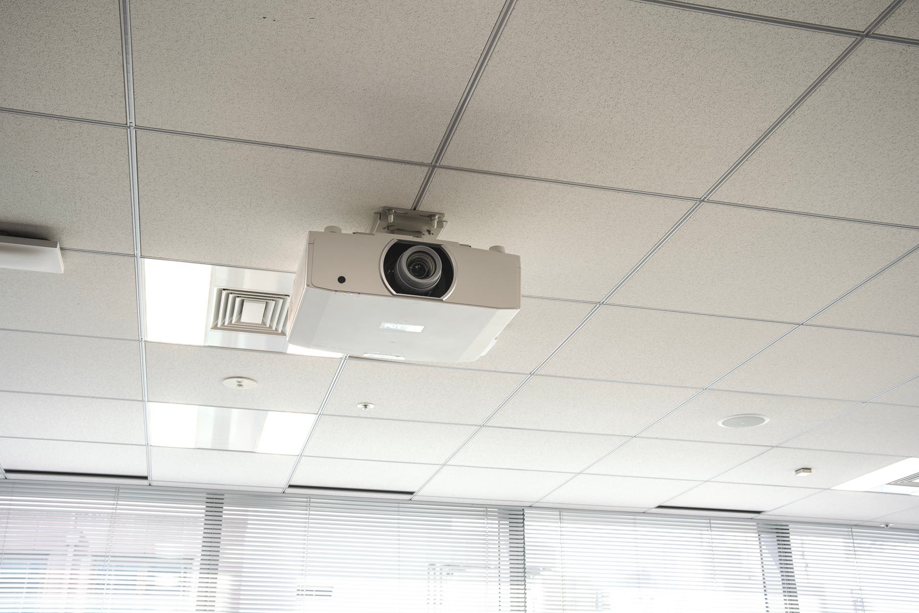 スペモ/新橋駅近徒歩4分/会議/セミナー/講演会/モニター完備/784_CROSSCOOP新橋の写真25