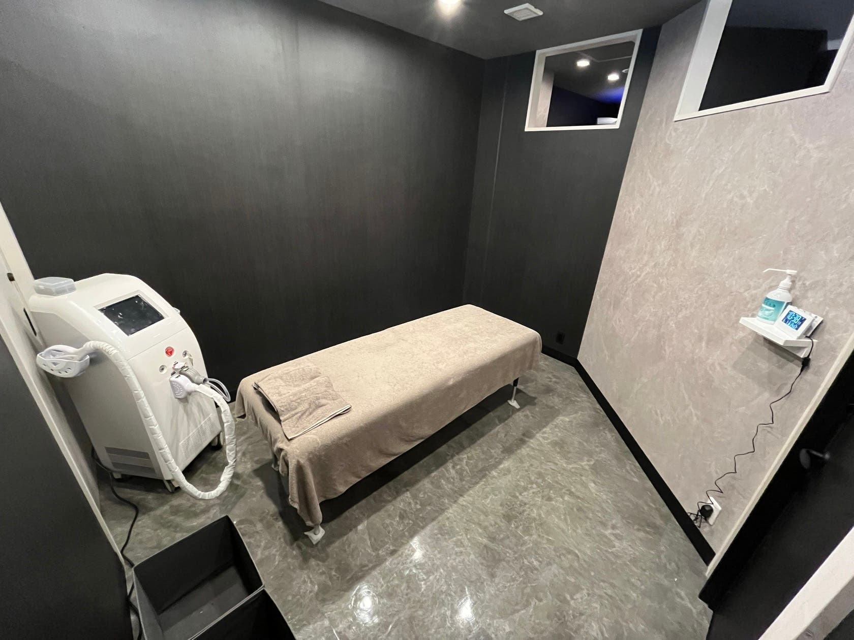 駅から徒歩２分！超駅近！マッサージ・エステ・リラク・整体・マツエク、まつ毛パーマ・ドライヘッドスパetcに使える完全個室サロンの写真17