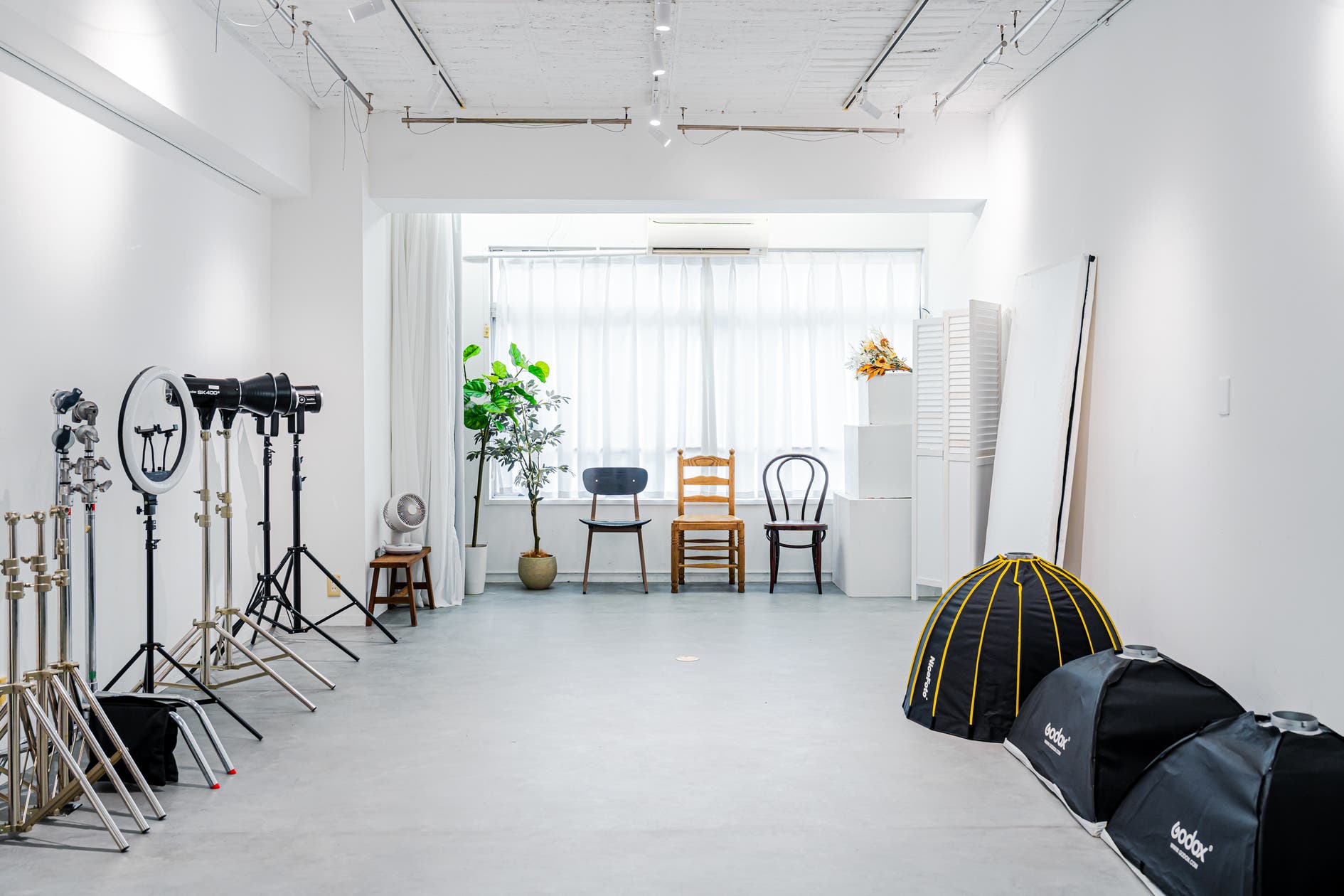 キッズ撮影OK🌼カメラ１台で本格的な撮影📷撮影実績多数✨搬入簡単・初台駅徒歩5分＆近隣駐車場多数[52]の写真2