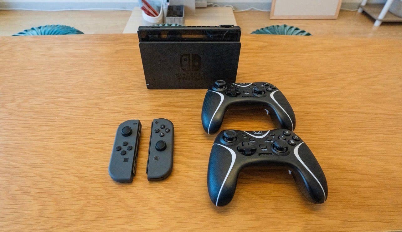 🍈【京都駅3分好立地】🚃ゴミ捨て無料🧹大人気ゲーム機🎮/女子会/ママ会/推し活✊撮影📸/映画鑑賞🎬️ビジネス/会議の写真23