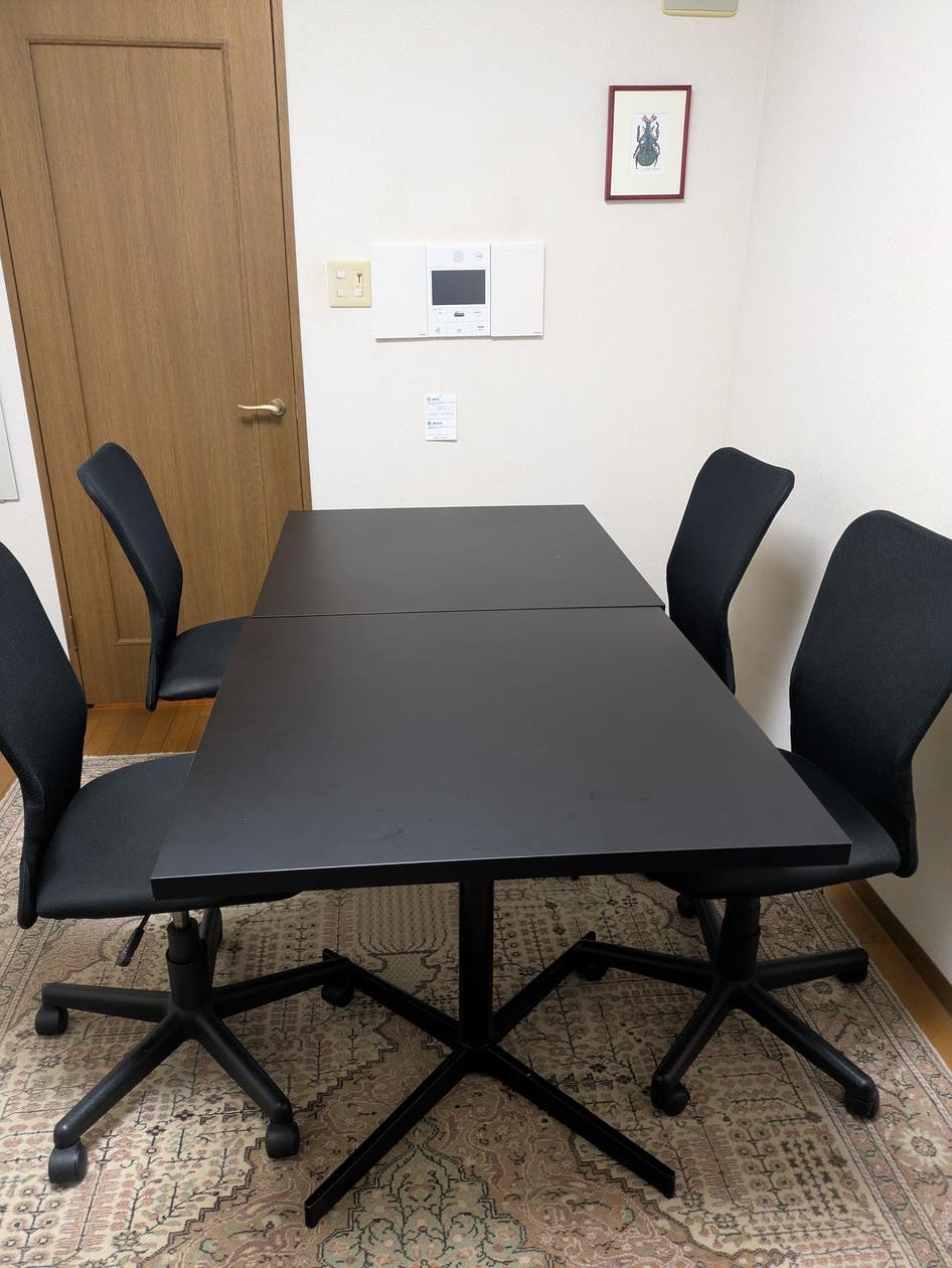 【Wi-Fi完備】【池袋駅から徒歩3分 / 立教大学正門から徒歩1分】集中できる空間で会議・打ち合わせも効率UP【モニター完備】の写真1