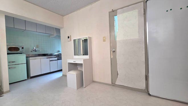 3号店 OPENセール中✨西新宿駅1分おしゃれ会議室/アンティーク/70Vモニター/Wi-Fi/ボードゲーム/撮影/交流会の写真26