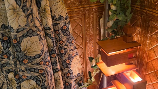 3号店 OPENセール中✨西新宿駅1分おしゃれ会議室/アンティーク/70Vモニター/Wi-Fi/ボードゲーム/撮影/交流会の写真18