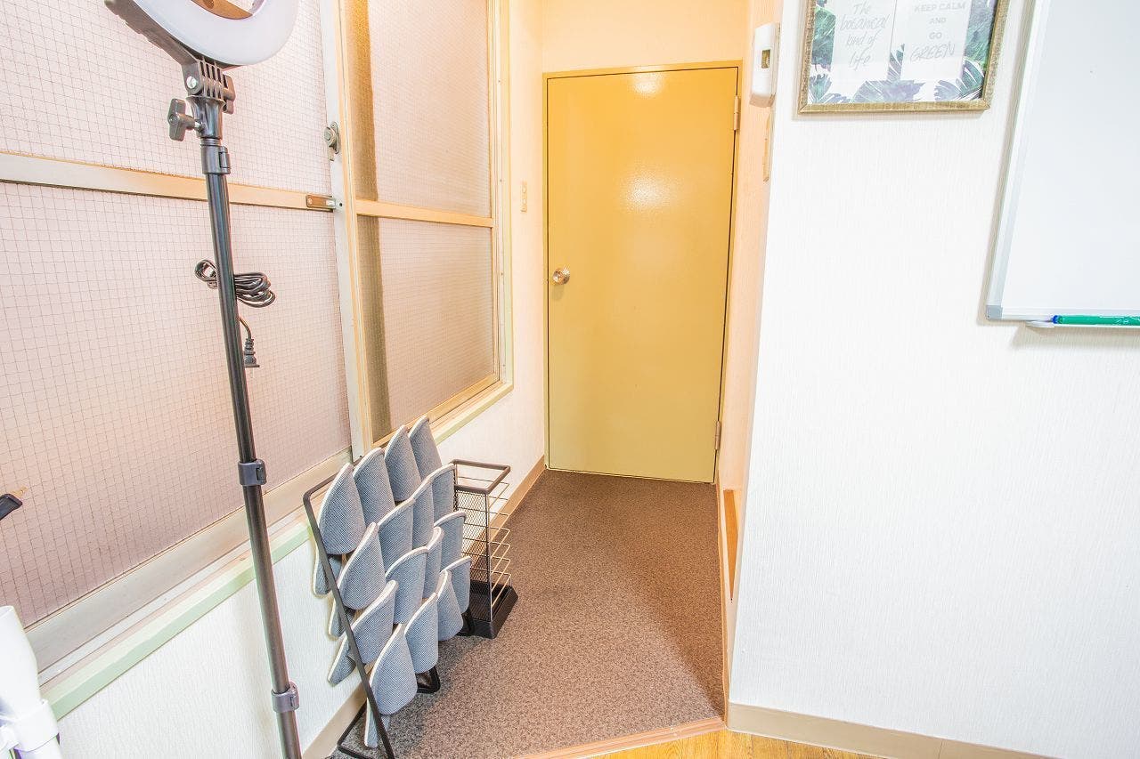 【蒲田駅2分！8名】綺麗な室内！WiFi・大型モニター・ホワイトボード全て無料！ふれあい貸し会議室 蒲田B-GreenAce1の写真9