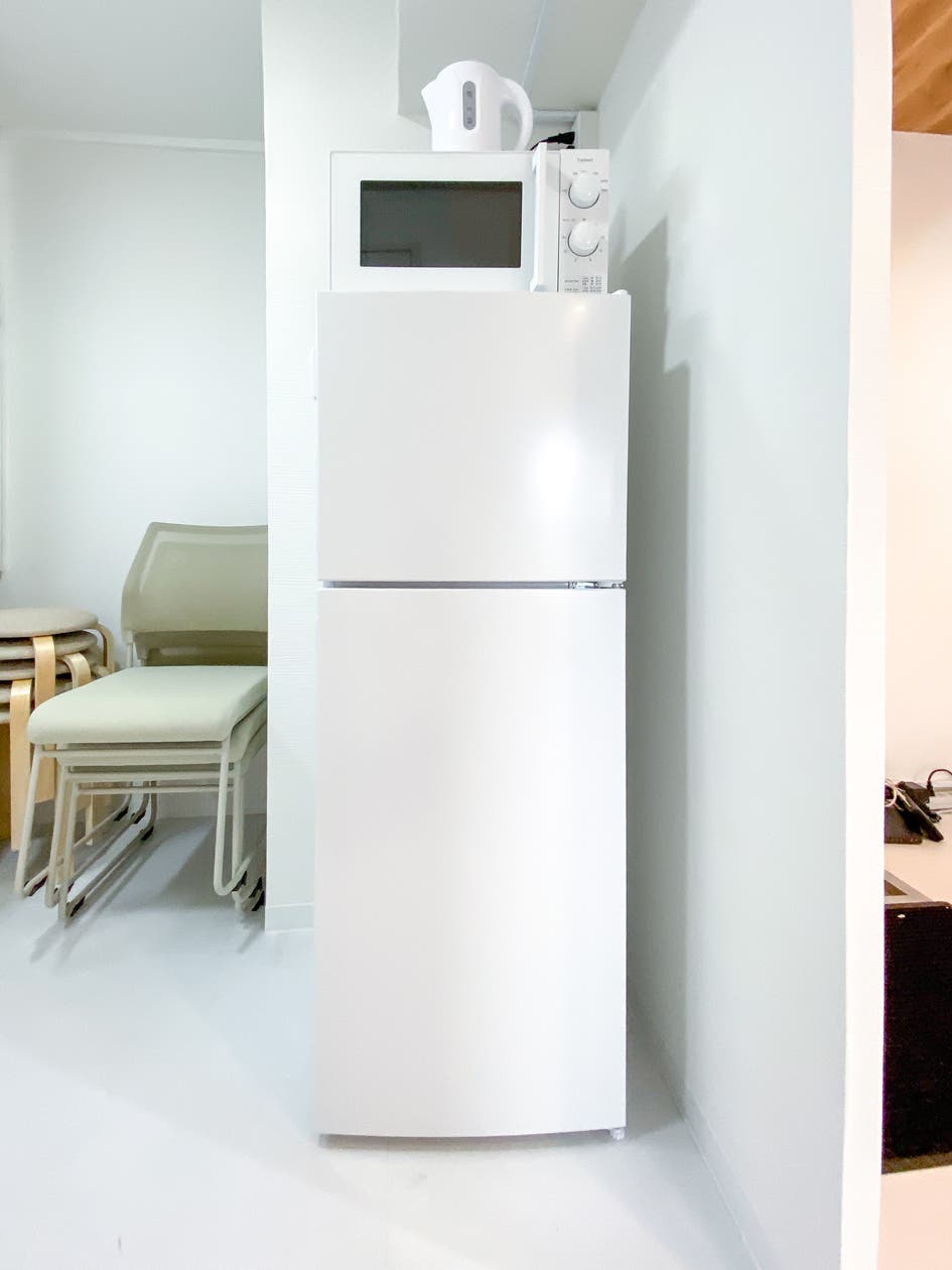 電子レンジ・電子ケトル・冷蔵庫の画像1