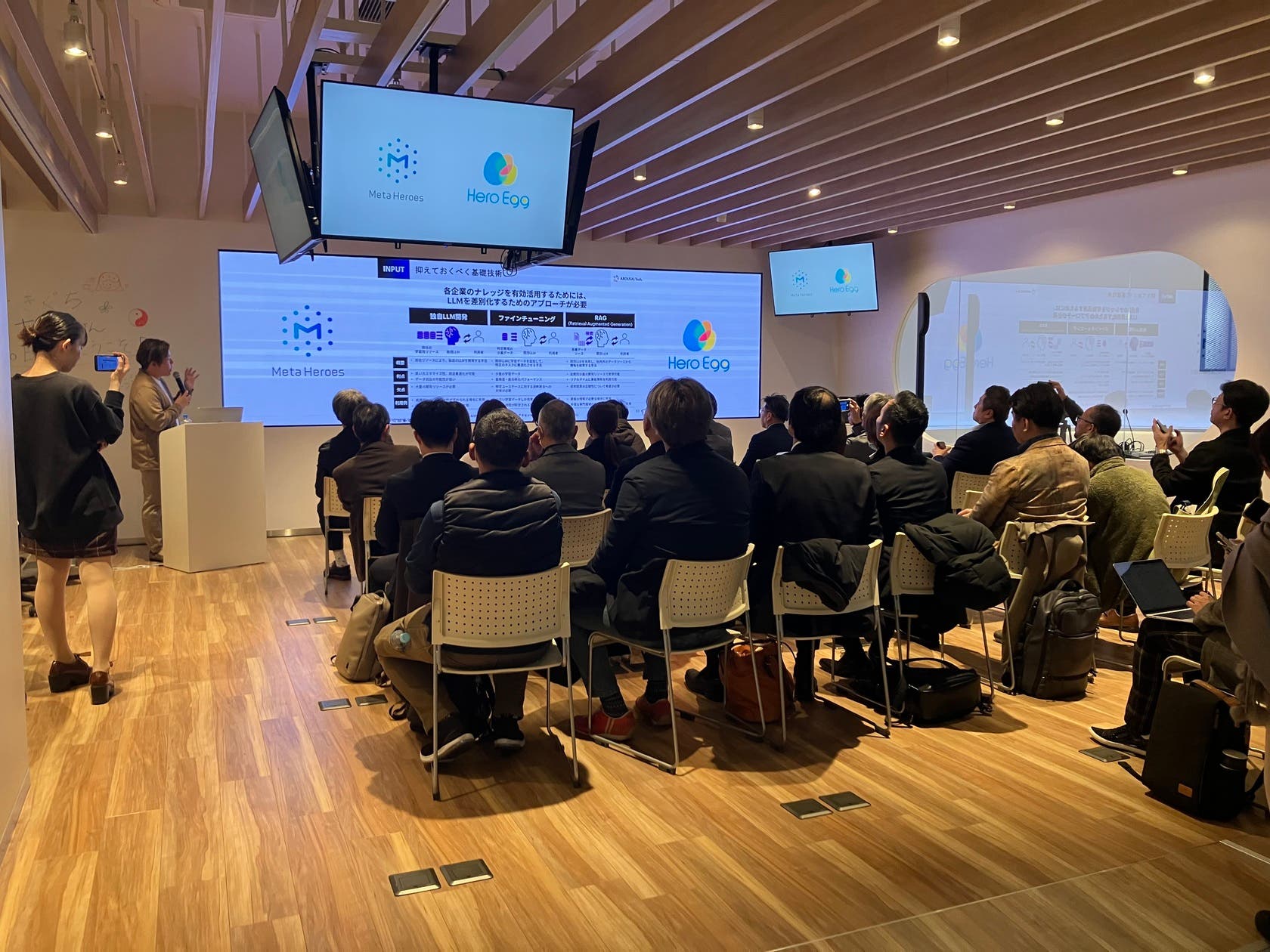 なんば駅すぐ！完全設備！開放的なレンタルスペースの写真2