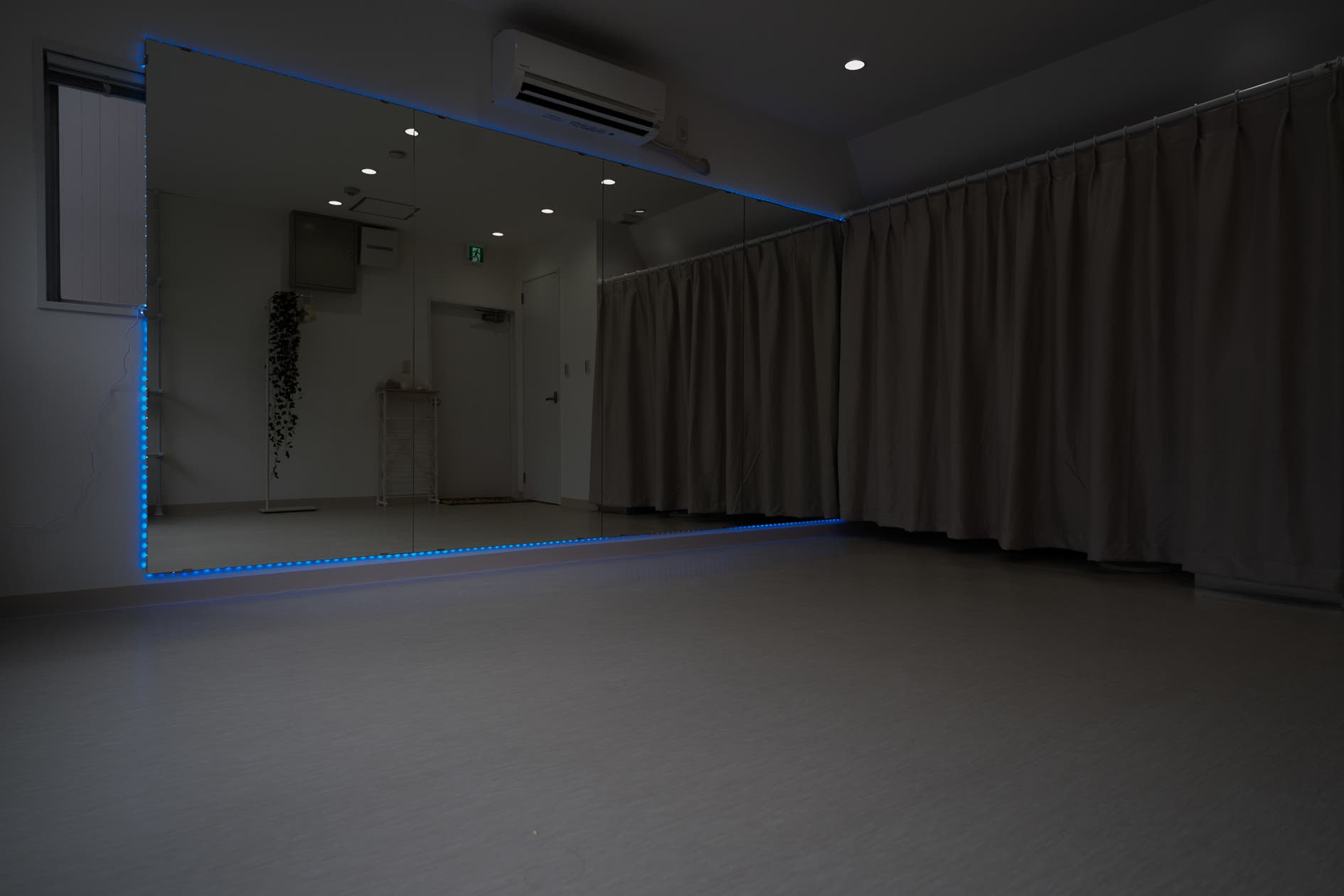 🆕【25年10月OPセール中】最大10名♪本郷三丁目駅1分★約4m×1.8m大型鏡◎24hダンス可の写真8