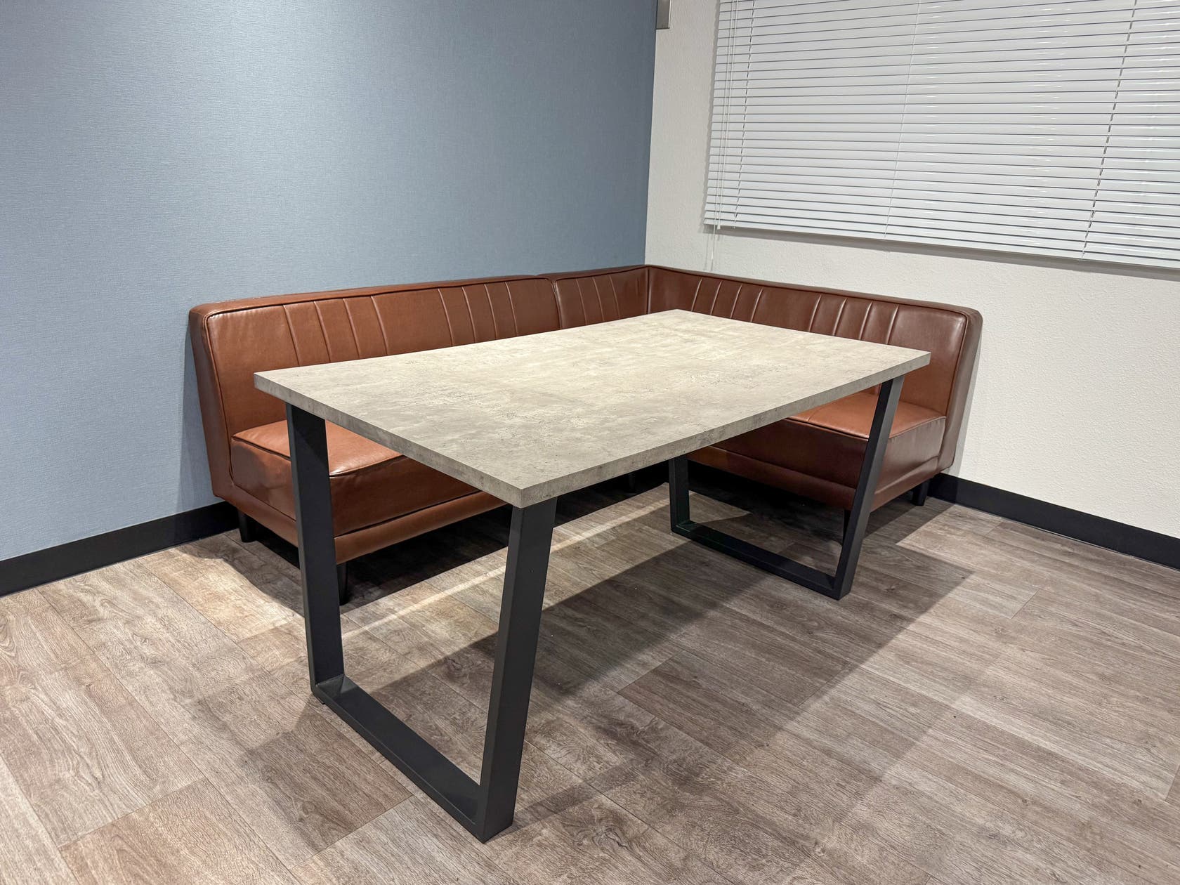 【ドロップイン予約】鹿児島中央駅・天文館から徒歩圏内！モニター常設・高速Wi-Fi完備の気楽に使えるコワーキングスペース②の写真6