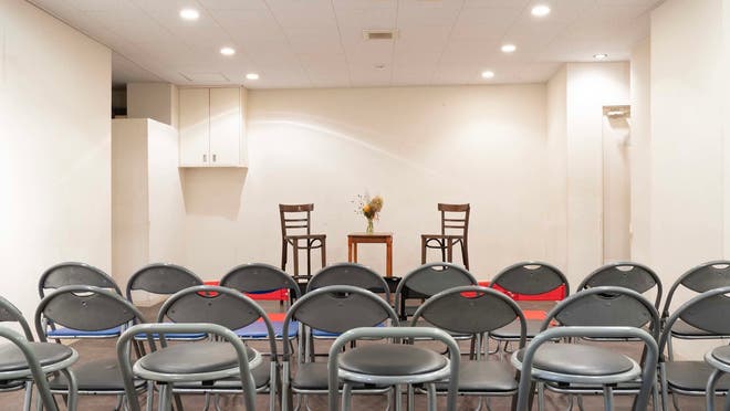 【駅近/下北沢駅徒歩30秒/50㎡】《ブルマンスペース》最大40名/Wi-Fi無料/セミナー/会議/ミーティングの写真12