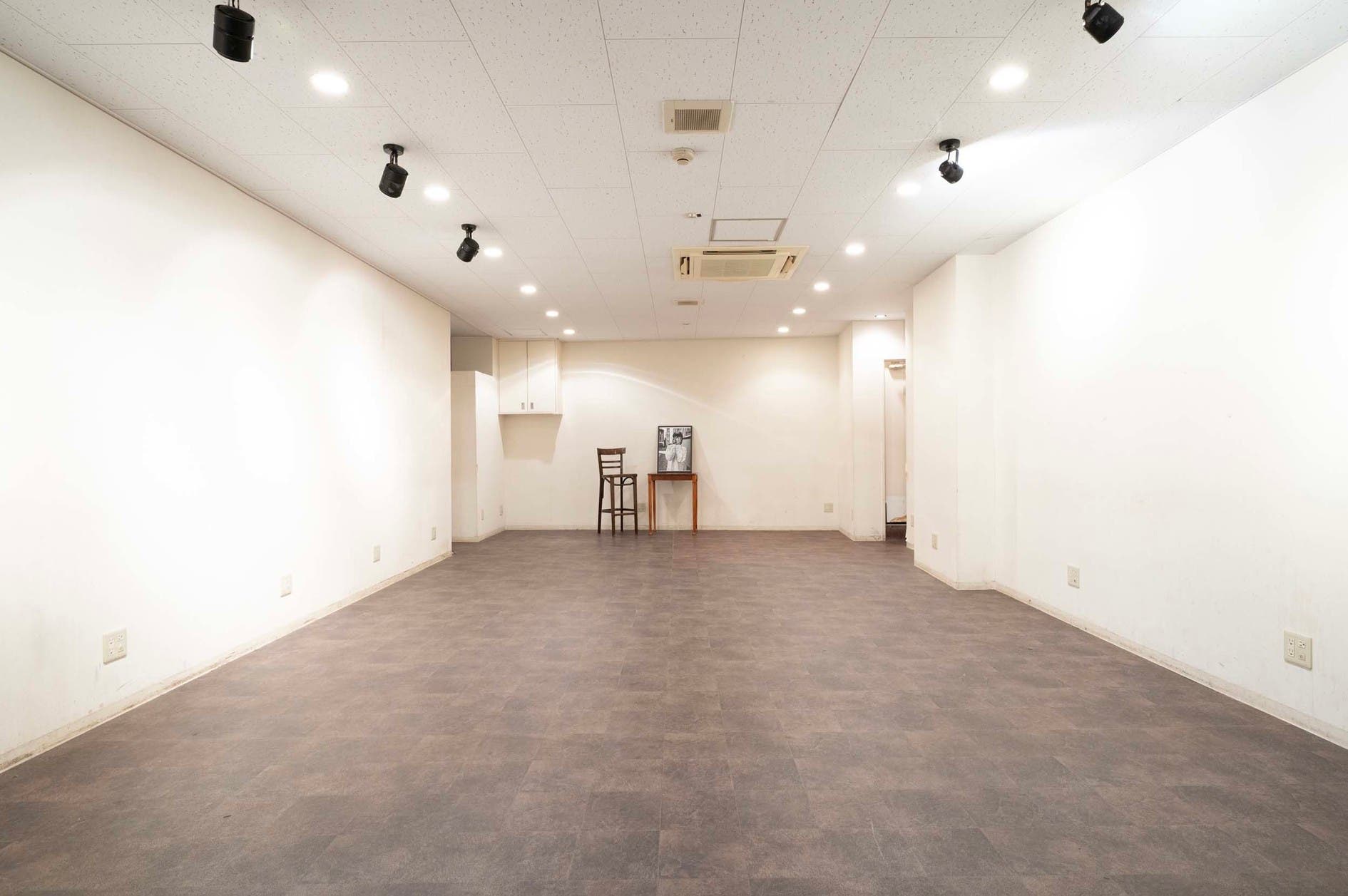 【駅近/下北沢駅徒歩30秒/50㎡】《ブルマンスペース》最大40名/Wi-Fi無料/セミナー/会議/ミーティングの写真17