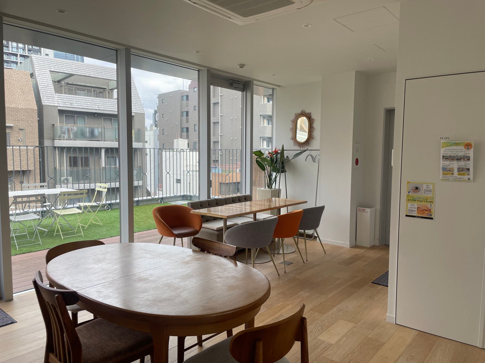 お誕生日会やママ会にも。広々としたテラスつきレンタルスペース！の写真4