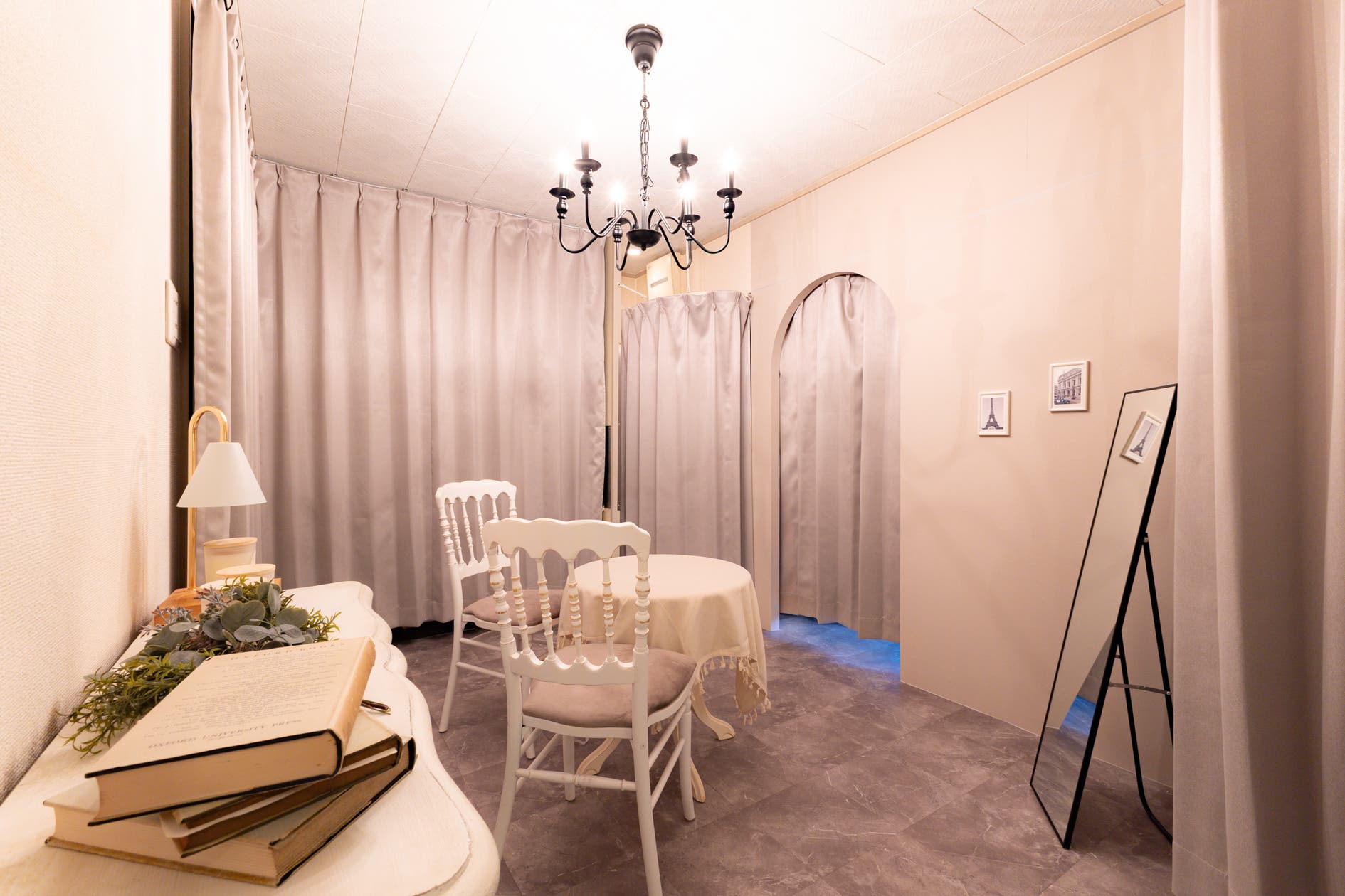 《OPENセール🎉》【四ツ橋徒歩2分】完全個室レンタルサロン✨電動昇降ベッド｜エステ・整体・ネイル｜備品充実｜調光ライトの写真2