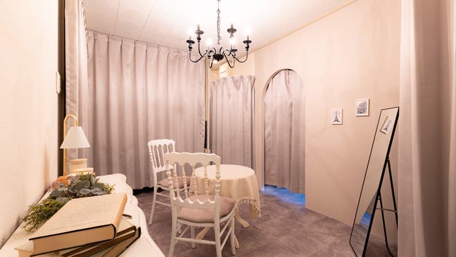 《OPENセール🎉》【四ツ橋徒歩2分】完全個室レンタルサロン✨電動昇降ベッド|エステ・整体・ネイル|備品充実|調光ライトの写真2