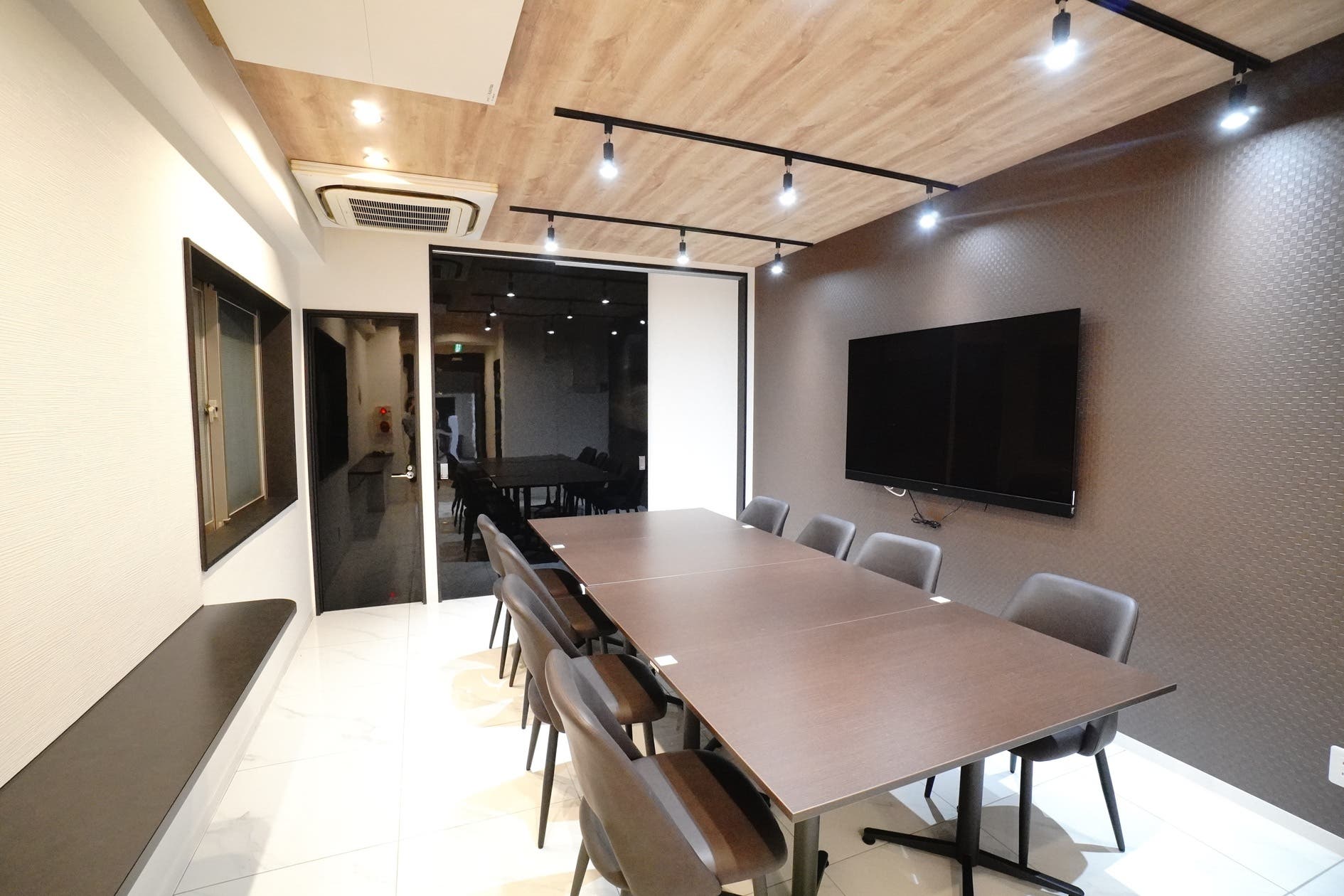 ＜TCL三越前A＞新日本橋駅・三越前駅徒歩2分🚃光回線Wi-Fi📶大型テレビ📺キッチン🍳パーティー/会議/撮影の写真4