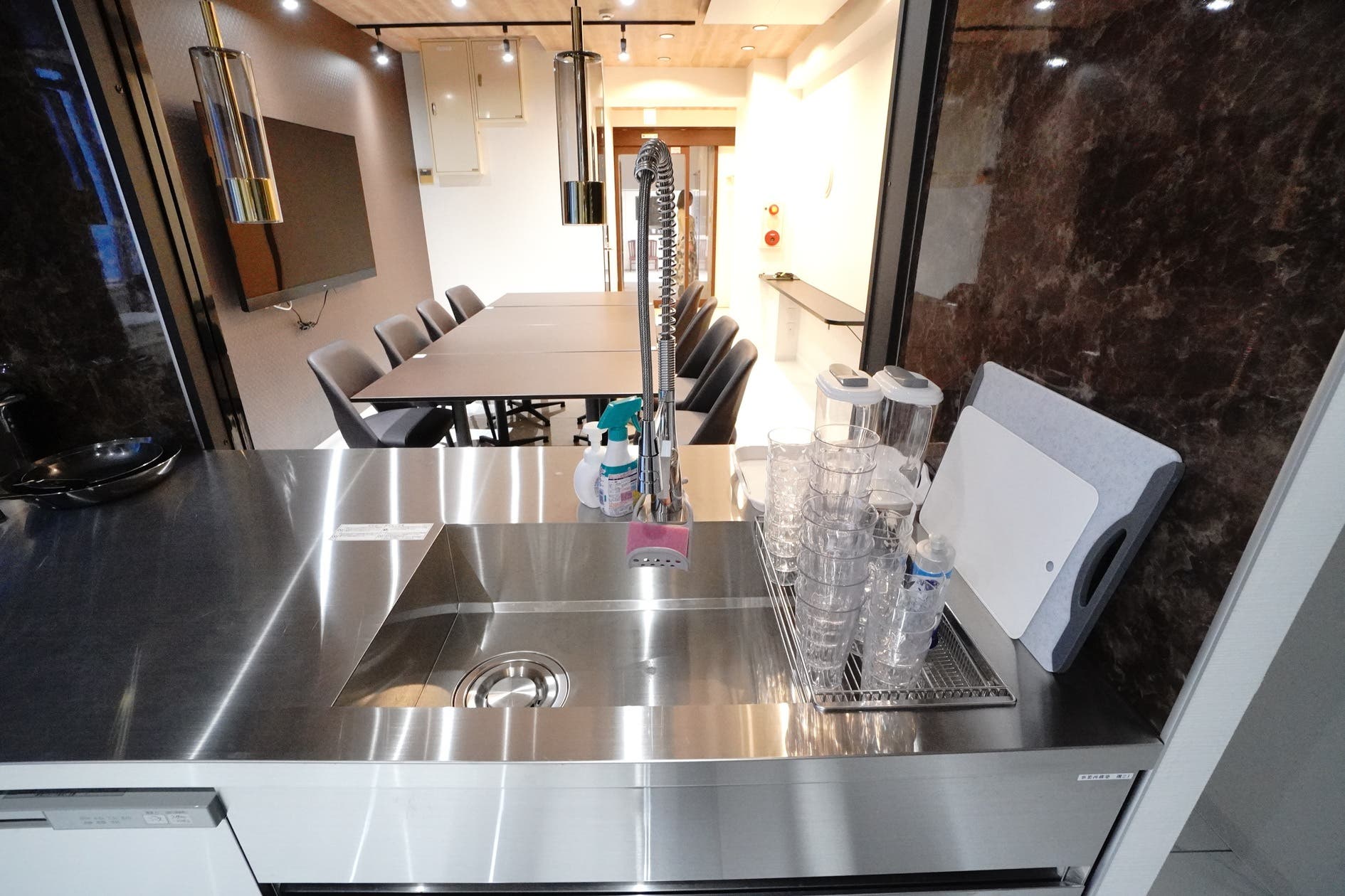 ＜TCL三越前A＞新日本橋駅・三越前駅徒歩2分🚃光回線Wi-Fi📶大型テレビ📺キッチン🍳パーティー/会議/撮影の写真16