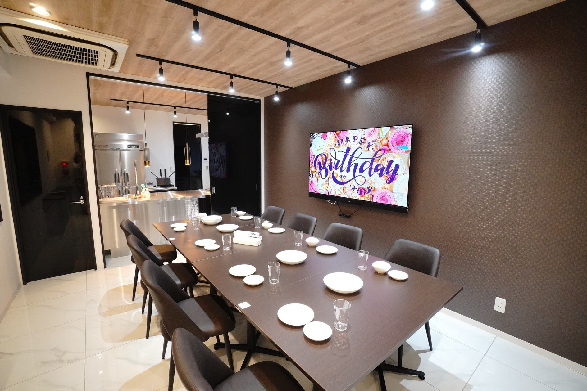 ＜TCL三越前A＞新日本橋駅・三越前駅徒歩2分🚃光回線Wi-Fi📶大型テレビ📺キッチン🍳パーティー/会議/撮影の写真1