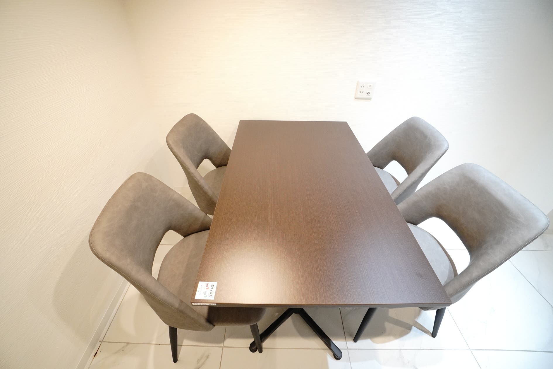 ＜TCL三越前C＞新日本橋駅・三越前駅徒歩2分🚃光回線Wi-Fi📶電源🔌会議/商談/控え室/作業/テレワーク/Web面接の写真4