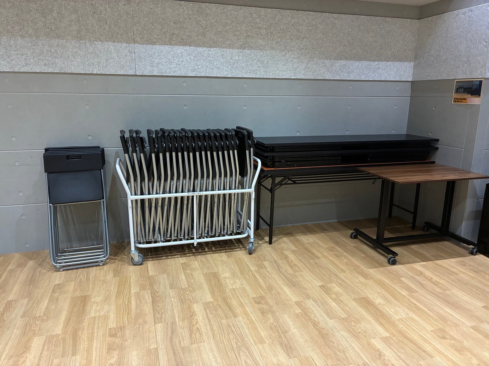 【大人気!!】鏡・音響機材完備／ダンス・演劇に最適／稽古場の写真6