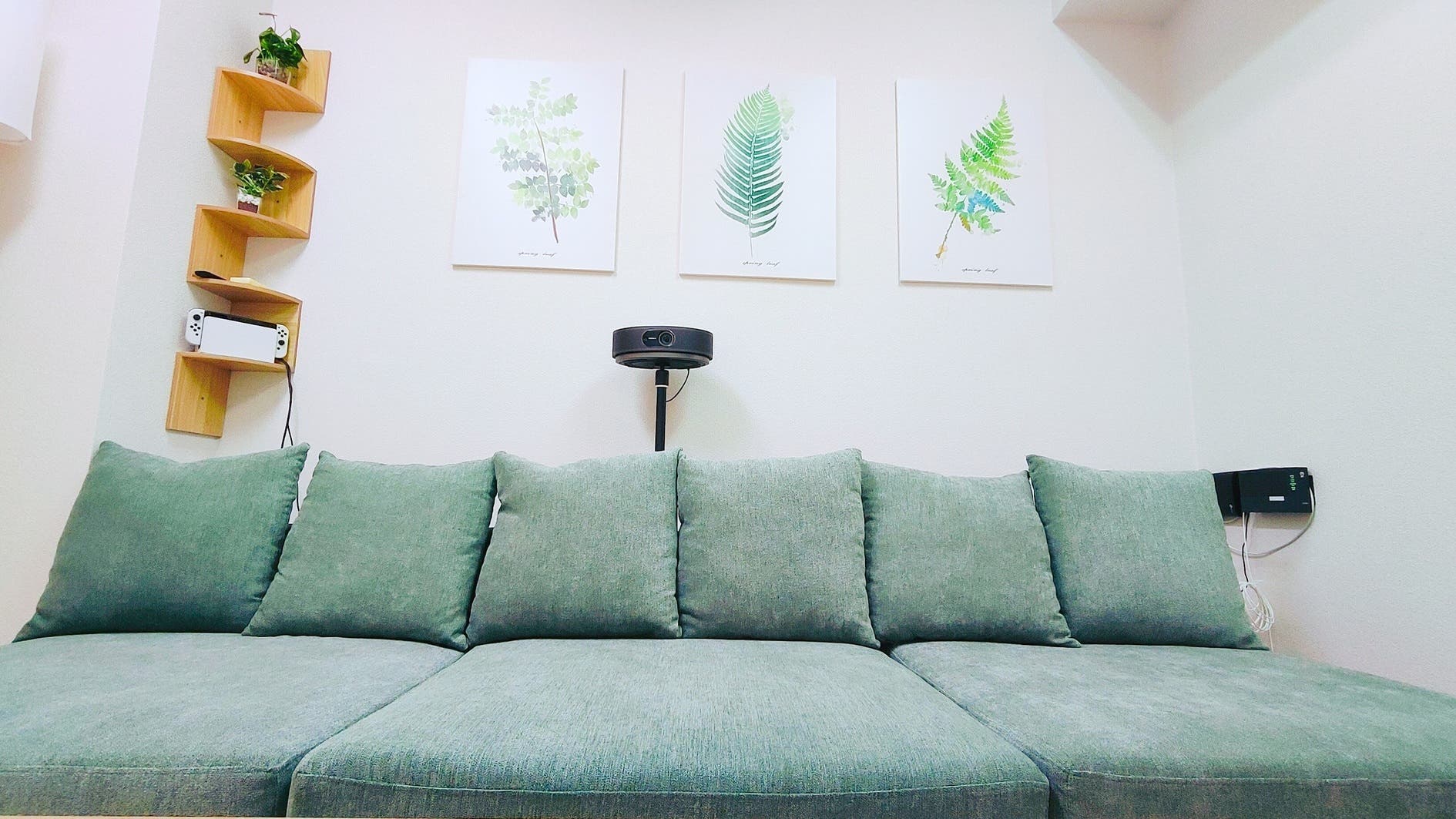 ✨長時間割＆小人数割実施中✨プロジェクター映画鑑賞🎬広々ローソファ👑西口地下街出口から徒歩5分🎵の写真7