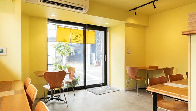 駅徒歩0分!上町駅目の前の明るくおしゃれなレンタルスペースの写真2