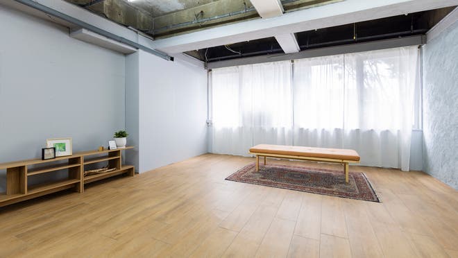 【優しい光の撮影空間】ROOMスタジオの写真5