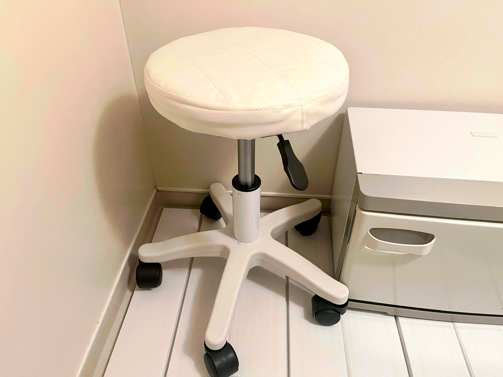 【大濠公園駅徒歩3分】好立地で落ち着いたレンタルサロンの写真5