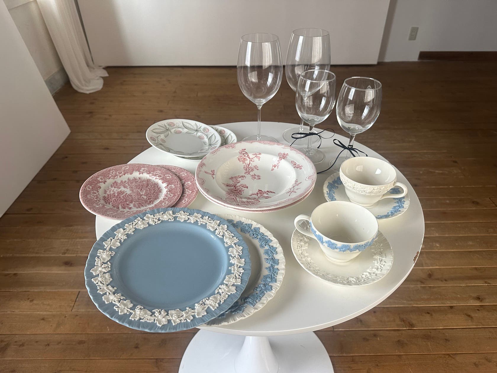 食器セットレンタルの画像2