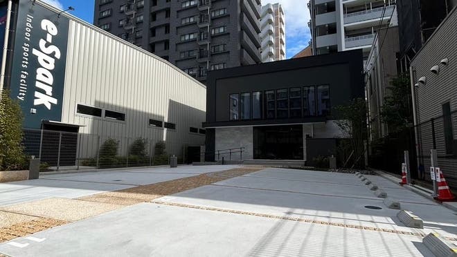 江坂駅から徒歩6分の屋内フットサルコートe-Sparkの写真4