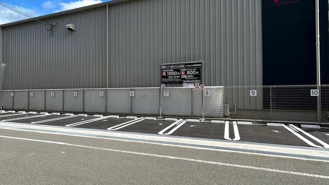 江坂駅から徒歩6分の屋内フットサルコートe-Sparkの写真6