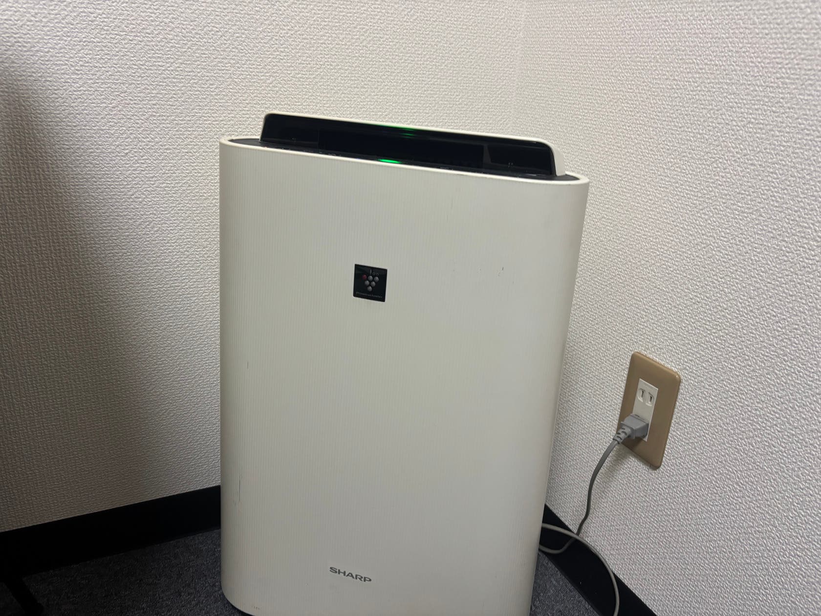 【京都駅3分】オプション全て無料⚠️WiFi•モニター•ホワイトボード•各種充電機 •各種変換ケーブル•文房具有の写真15