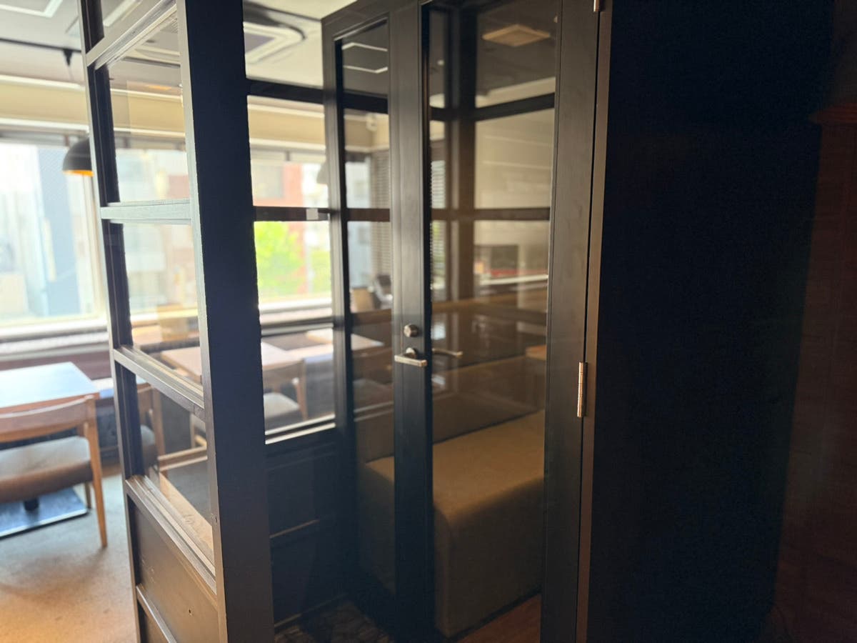 【1名個室ブースBooth.B】五反田駅徒歩3分/受付スタッフ常駐で安心サポート◎/電源Wi-Fiフリードリンク完備/Web会議の写真13