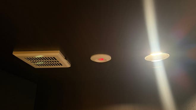 【1名個室ブースBooth.A】五反田駅徒歩3分/受付スタッフ常駐で安心サポート◎/電源Wi-Fiフリードリンク完備/Web会議の写真6